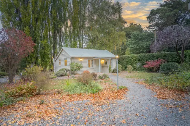 Plux Stays | Plux Stays: Discover Your Perfect Retreat, Where Comfort Meets Charm!